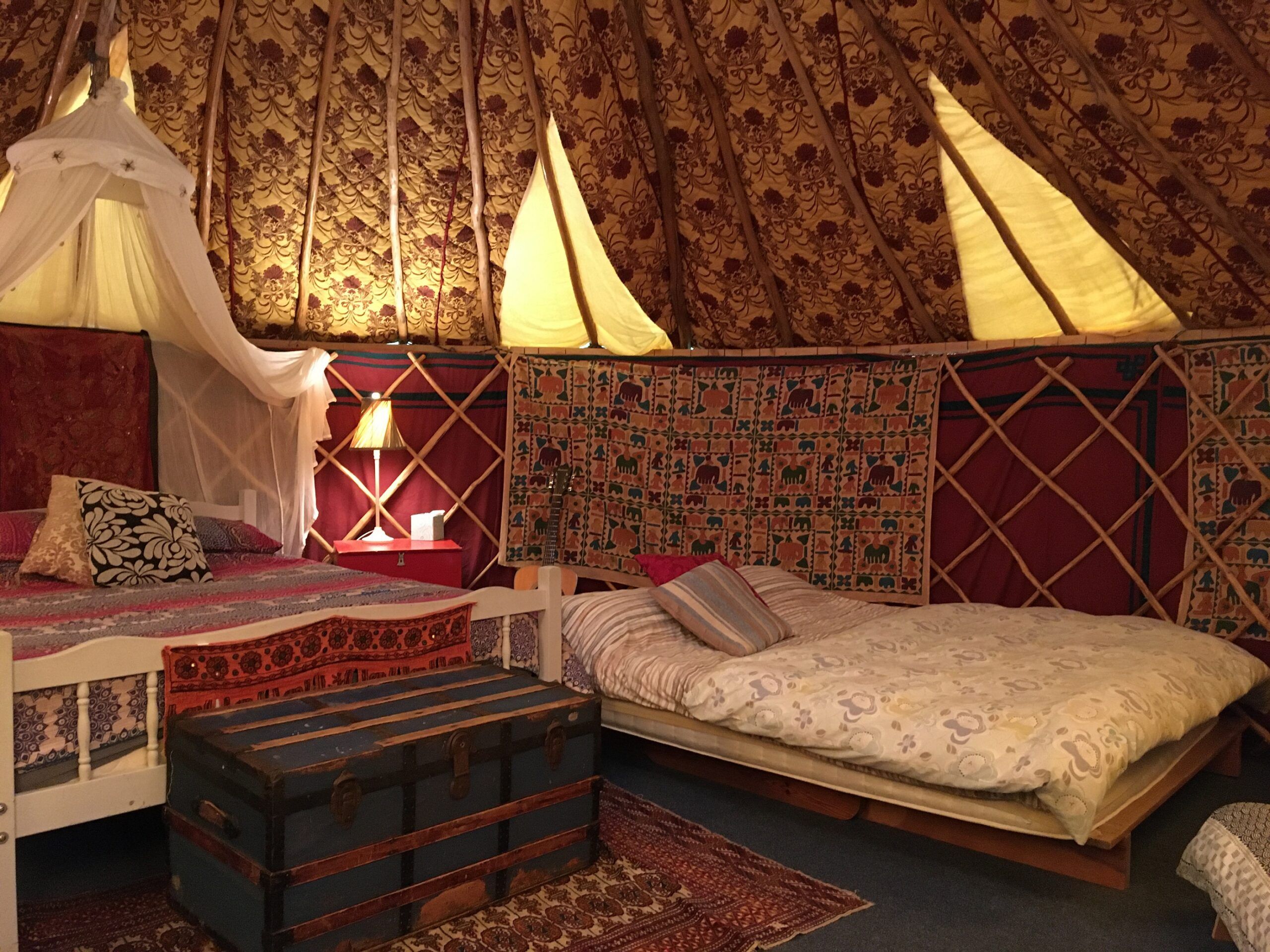 Sunset Yurt - Inch Hideaway